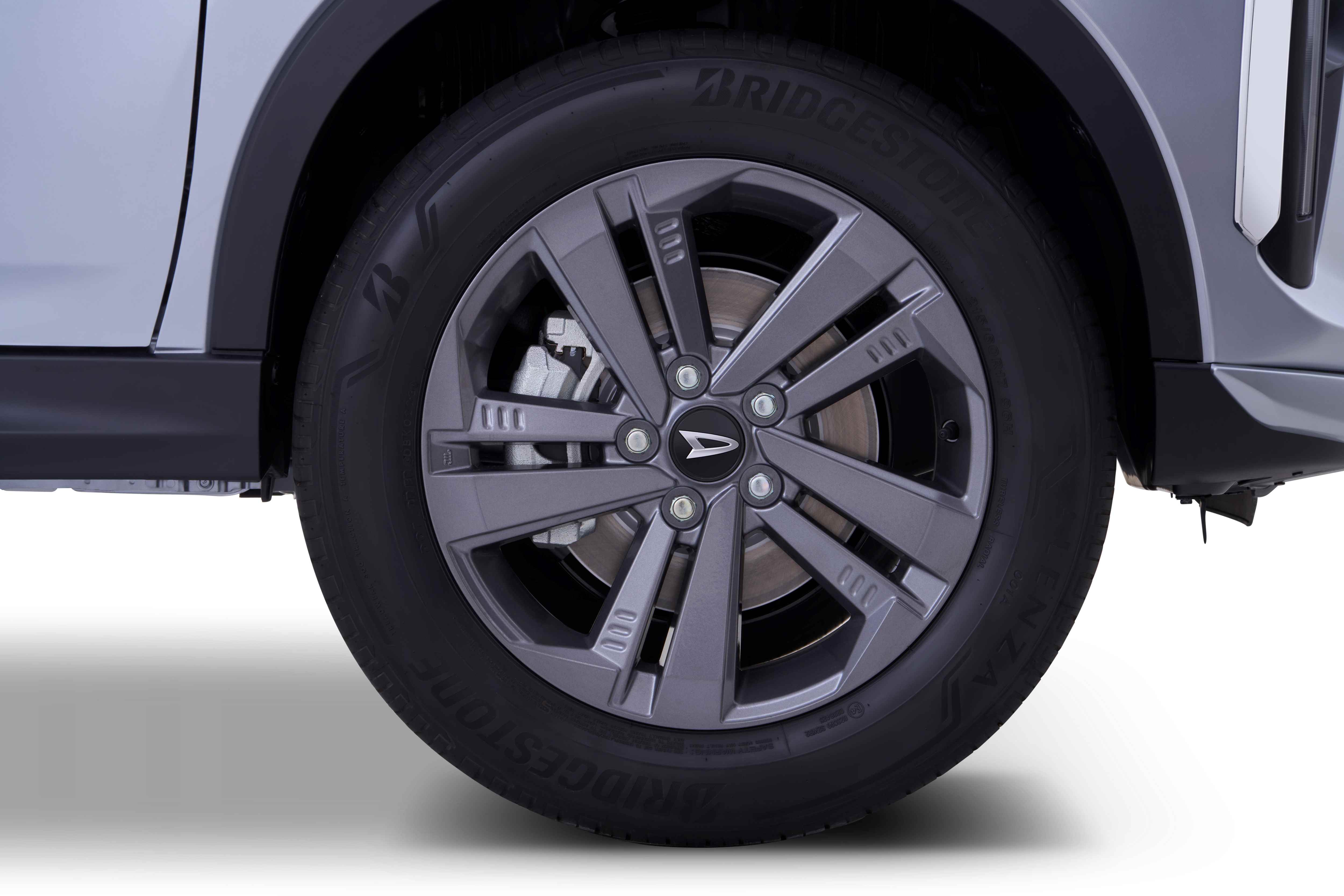 Pemilik Mobil Wajib Tahu, Perbedaan Velg Mobil Alloy dan Velg Kaleng ...