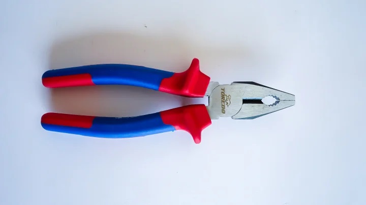 Simak Fungsi Tang Buaya dan Cara Menggunakannya | Astra Daihatsu